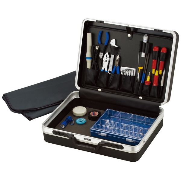 【商品詳細】大容量ハードケース入りのスタンダードセット●電圧(V)：100●重量(kg)：4.3●入組数：28点●容積(L)：18●小物整理に便利なパーツケース付属。●別注可能品。●ツールケース(B-675)に入組。●ロック式。●工具差し付...