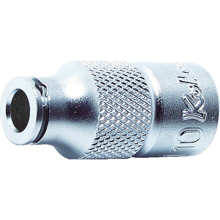 【商品スペック】特長●差込角3/8インチ(9.5mm)のタップホルダです。●タップをワンタッチで装着でき、汎用のソケットレンチのハンドルでも駆動可能です。用途●タップ立て用。仕様●適合タップ寸法：M3●全長(mm)：40仕様2材質／仕上●ク...