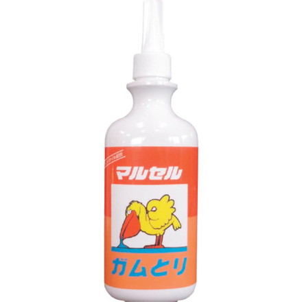 【商品スペック】特長●マルセルガムとりを280mlボトルに小分けしたタイプです。●持ち運びしやすく、細かな作業にも使用しやすいサイズです。●天然オレンジ油配合、溶剤臭の不快感がありません。用途●チューイングガムの除去に。●シールやテープのノ...