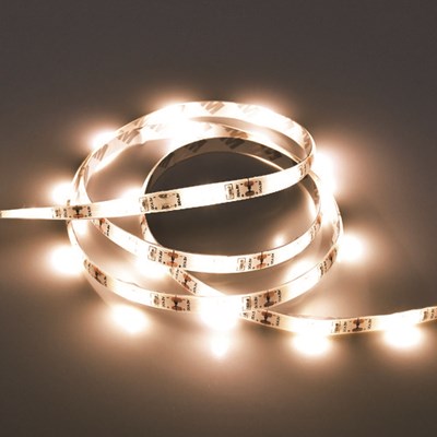 特長●お好みの長さにカットして使えます用途●ディスプレイライト用仕様●明るさ(lm)：240(LED45灯時)●光源色：白色相当●長さ(mm)：1500●電源(V)：単三型アルカリ乾電池3本●色：白色相当●全長(mm)：1800●色温度(K...