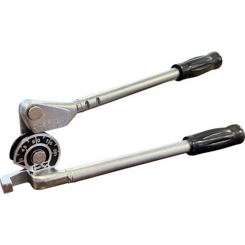 特長●深い溝のベンディングホイールにより、チューブ肉厚の変化が少なく小さい曲げ半径での仕上がりが可能です。用途●銅・真鍮・アルミの曲げ加工に。仕様●タイプ：インチ用●適合管径(mm)：9.53●曲げ半径R(mm)：23.81●全長(mm)：...