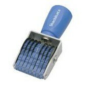 【商品スペック】特長●美しく読みやすい書体を使用しています。●印字ベルトは耐久性に優れたゴムを採用しています。●グリップ部の芯材に再生PP樹脂、回転子に再生ABS樹脂を使用しています。用途仕様●印面：4号サイズ●タイプ：ゴシック体●印面寸法...