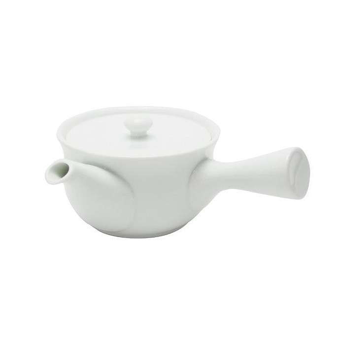 【商品説明】お茶の葉がよく開くように内側が広々としています。伝統の陶工の技による、こまかい穴の陶茶こしがついているので、茶こしの変形や目詰まりに悩むことはありません。生産国:日本素材・材質:磁器商品サイズ:直径11×高さ7.5cm(持ち手含...