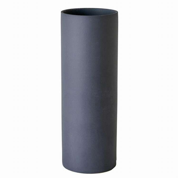 【商品説明】小ぶりなサイズのフラワーベースは、お花初心者にもおすすめ。お気に入りの草花を一、二輪挿すだけで、雰囲気良く飾ることができます。素材は、マットな質感の陶器。水アカなどが目立たないのも嬉しいポイントです。ニュアンスのあるカラーと愛ら...