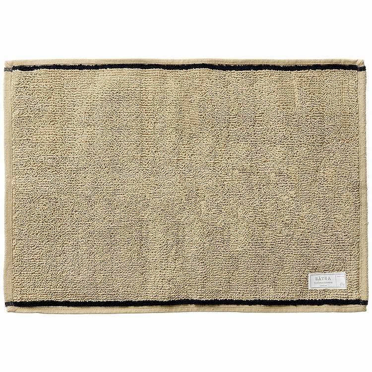 【商品説明】インドの熟練職人の手によって1枚1枚丁寧に織られたこのマットは、インドでもごく限られた地域の職人しか織ることができない特別な手織りのマットです。一目一目職人の力加減で織り上げられており、糸と糸の間に生まれる空気感や不揃いな糸の凹...