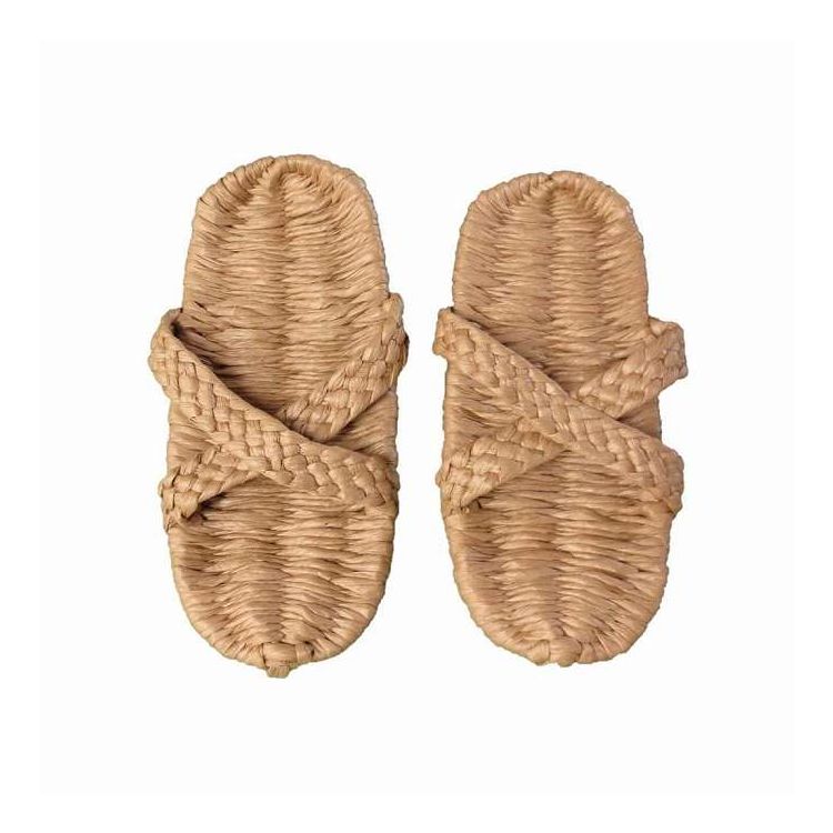 【商品説明】ゴミくずが出ないので室内履きにお勧めです。手編み製品により若干の大小がございます。生産国:日本【代引きについて】こちらの商品は、代引きでの出荷は受け付けておりません。【送料について】北海道、沖縄、離島は送料を頂きます。