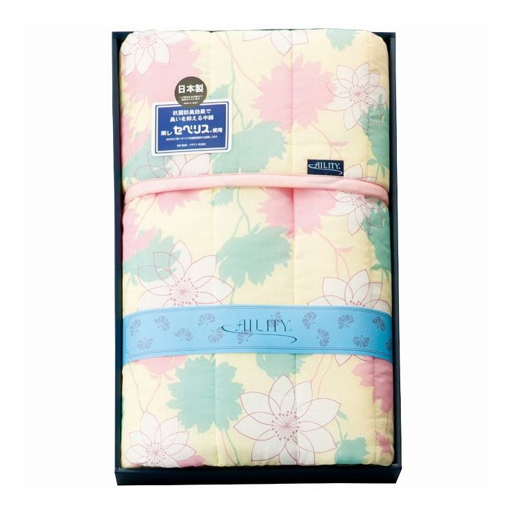 中わたに抗菌防臭効果のある、東レ・セベリスを配合しました。サラッとした肌触りで夏はこれ一枚で快眠。冬は羽毛布団の内側に使用すれば暖かさを逃がしません。オールシーズン使用できる優れものを日本製にてお届けします。【商品区分】雑貨【商品内容】14...