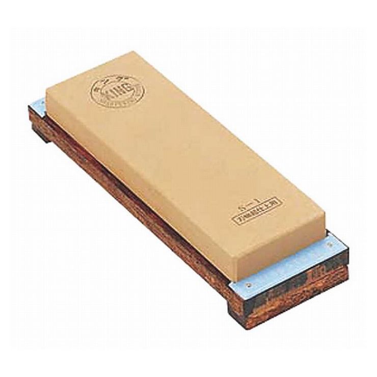 松永トイシ キング ゴールド No.8000G-1型 台付 133042JANコード：4963188102408規格：規格ゴールドNo.8000G-1型サイズ：外寸縦×横×高さ210×73×H22mmサイズ容量1：210×73×H22mm材...