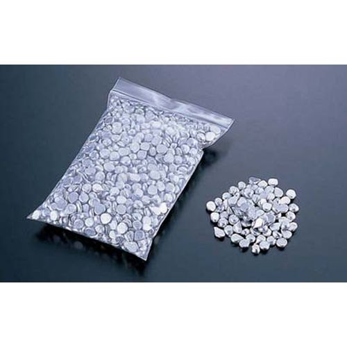 遠藤商事 アルミ タルトストーン 1Kg WTL55100 JANコード 4905001203299●重量:1kg●材質：アルミ■タルト類に生地を敷き空焼きする場合、生地が浮かない ように生地の上にのせて使用します。【送料について】北海道、...