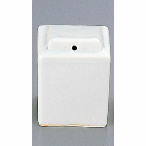 エムズジャパン 青磁 スタック塩入 T03-15 RKS6401 JANコード 4560342470740●間口×奥行×高さ(mm):45×45×55●材質：陶磁器■瀬戸焼スタックカスターシリーズは各アイテムの胴寸法を同じにすることで積み重...