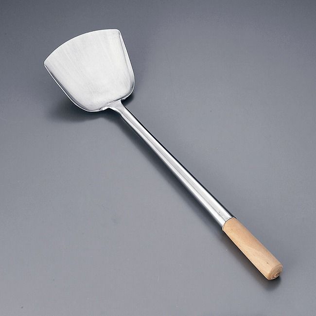 陳枝記(チャンチキ) ステンレス中華ヘラ 中 FT2002 [BHL3404]JANコード：4905001135491陳枝記は1920年創業より香港で代々伝わる老舗ブランドです。高い技術を持った職人が一本一本手作業で作り上げております。●頑...