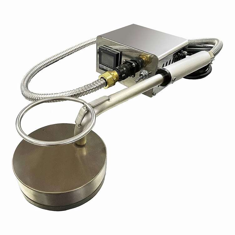 ●電源:100V、50/60Hz●電流:9.5A●消費電力:950W●温度調節:0℃〜600℃●定格時間:なし●コード長さ2.0m●500℃以上の超高温なので、焼成板をお菓子の表面に近づけるだけで素早く広範囲にキャラメリゼができます。●設定...