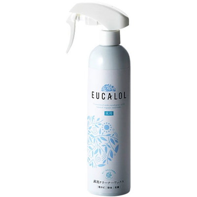 【商品説明】●全成分植物由来成分なので、万が一ペットやお子様がフローリングをなめても心配なくお使い頂けます。●フローリングワックス後は爽やかな香りがします。●防カビ効果・防虫効果・抗菌効果・消臭効果。●用途：白木・畳表・コルク・ゴムタイル・...