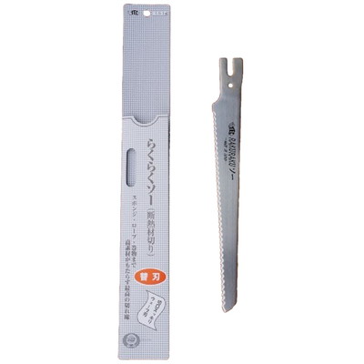 【商品説明】●らくらくソーの替刃。●刃長(約)：215mm●日本※メーカーの都合によりパッケージ、内容等が変更される場合がございます。当店はメーカーコード（JANコード）で管理をしている為それに伴う返品、返金等の対応は受け付けておりませんの...