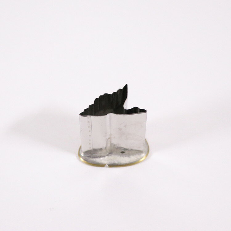 ●力を入れても手が痛くなりづらい。【商品情報】●たかもりの厚口野菜抜。●渕/真鍮巻き。●たかもりブランド。●力を入れても手が痛くなりづらい。●食材を吟味し、形を吟味する。●洗練された抜型はその機能を進化させ、料理の華を咲かせます。●代々培わ...