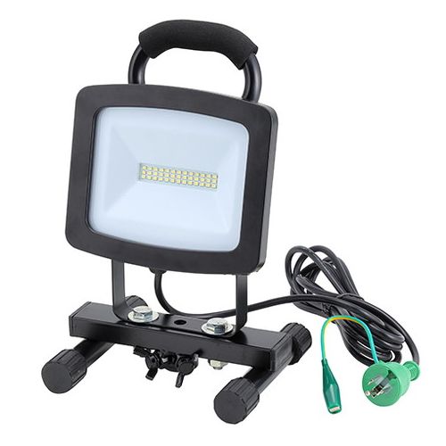 【用途】レジャー、作業等の照明。【機能・特徴】ハロゲンライト200W以上の明るさです。【仕様】●電源：AC100V50/60Hz。●電線種：VCT0.75mm2×3芯×3m。●定格光束：2800lm。●照射角度：140度。●色温度：5000...