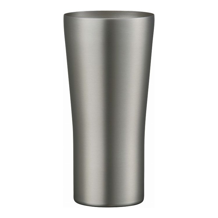 家で飲む、最高の1杯のために。飲み心地にこだわったビアタンブラー。滑らかな飲み心地を味わえる、薄さ約1mmの極薄飲み口。350?のビールを泡まで注ぐのに最適な容量420?。氷が溶けにくいので、サワーやハイボールなどにも。保温/保冷●48℃以...