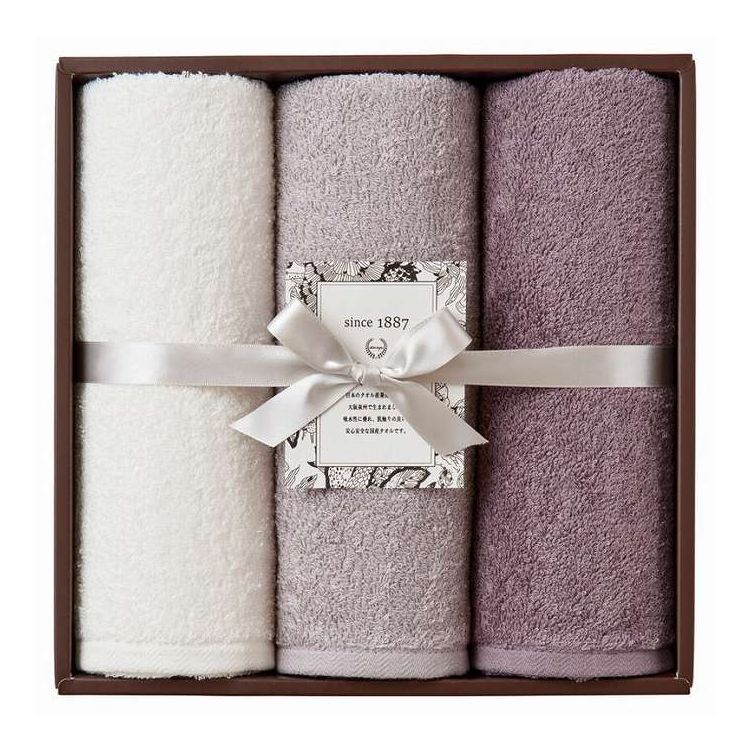 毎日使うタオルを、もっと快適に。OUCHITSUKAIは、日常で感じられる「快適さ」を追求したタオルです。使い勝手のいいサイズ。バスタオルより一回り小さいコンパクトなサイズは洗濯・収納を快適に。繰り返し洗っても変わらない重厚な質感。洗濯をし...