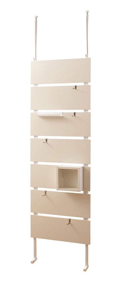 ■商品について衣類や小物などを掛けて飾る。お部屋にアクセントが生まれるそんなパーテーションが誕生。ホワイト・ナチュラル・ダークブラウンの3カラーに幅45・60・90cmの3タイプをセレクト。お部屋の雰囲気に合わせて選べるパーテションで貴方の...