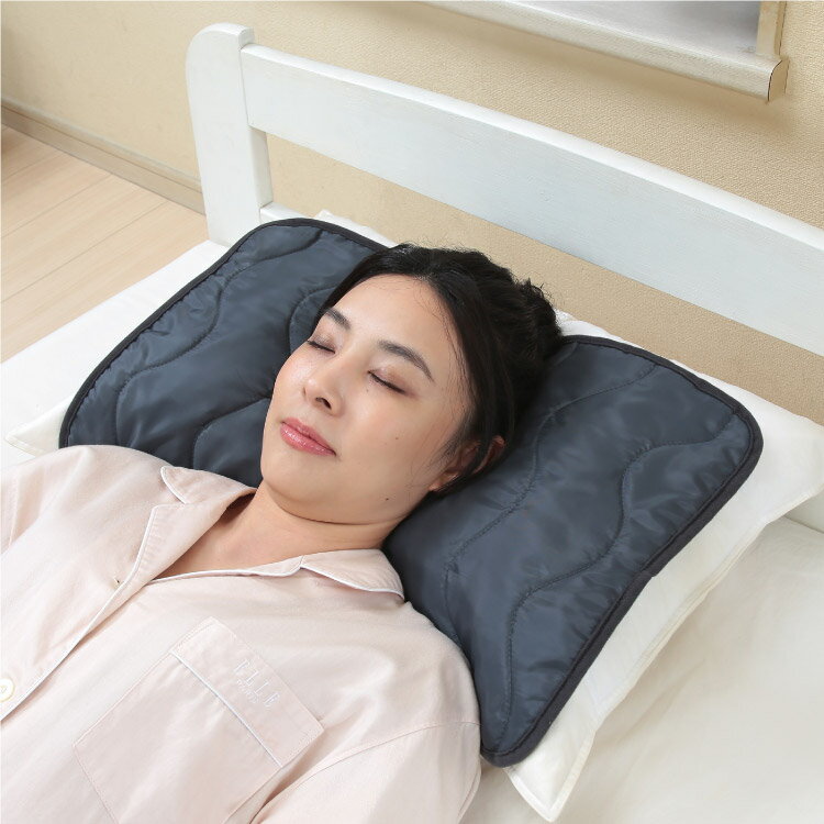 材質：側地：ポリエステル、中わた：ポリエステル(天然鉱石オーラパウダー含有)【特長】冷え対策、保温グッズ、オーラ蓄熱繊維、冷え、足、首、肩、ひざ【送料について】北海道、沖縄、離島は送料を頂きます。日本産 オーラ岩盤キルトレギュラー/ブラウン...