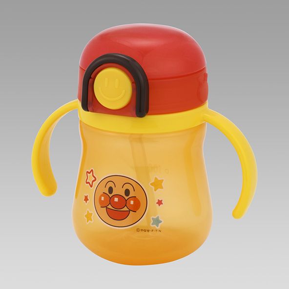 哺乳瓶を卒業したら、アンパンマンと一緒にストロートレーニング！ストローマグ。柔らかいシリコン製ストローで安全に飲むことができます。しっかり持てるハンドル付き。ボタンを押すだけのワンタッチオープンです。安心ロック付きでカバンの中などで誤って開...
