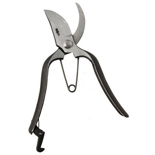 【商品詳細】特殊な刃の形状で、太い枝でも鋭く、軽く切れるのが特徴で、庭木のお手入れや果樹の剪定作業に適しています。■用途：生木の切断・剪定用■切断能力：直径15mm以下（注意）切断可能な生木の目安は、生木の種類や、季節によって異なります。全...