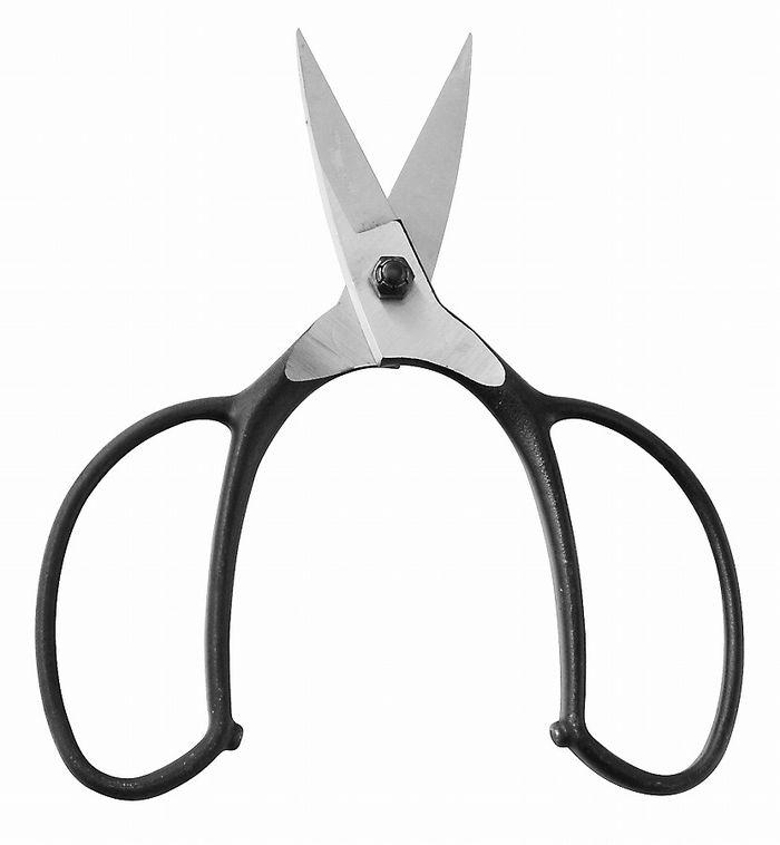 【商品詳細】お手入れ、樹液・水気をとり、油（ミシン油等）でふき、サビを防いでください。合わせの部分とボルトに注油してください。ネジの調整、下刃の穴とボルトの一部を四角に加工し、下刃を固定して特殊ナットで合わせ具合を調整しています。そのため分...