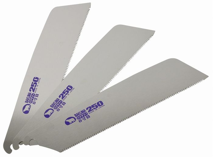 【商品詳細】まっすぐに切れます。刃先には、衝撃焼入れを施してありますので、耐久性に優れ、シャープな切れ味を長期間保てます。刃の取替えがワンタッチで、できます。共通替刃、回転脱着鋸（バクマソー・他社製品）の替刃としてご使用いただけます。用途：...