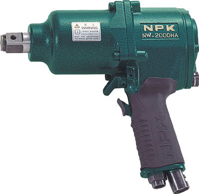 【メーカー型番】NW-2000HA【JANコード】【ブランド】NPK【特徴】●1回転で1打撃するので高出力です。●新方式のインパクトメカニズム搭載により従来品に比べ20%軽く、1.4倍耐久性が向上しました。【用途】●緩め作業の多い自動車整備...