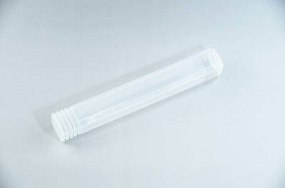 【商品詳細】●アジャスター機構付で収納品の長さに応じて調節が可能です。●透明なので中が良く見えます。●丈夫なケースで収納品をしっかり保護します。●ドリル等の工具ケースとして。●ドライバー、スケール、小物などの収納に。●外形寸法(mm)幅×奥...