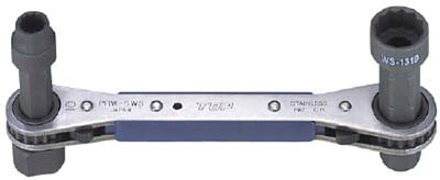 【商品詳細】●スライドソケット(WS-1319)を組み合わせたセットです。●ギア数18で20°でラチェットが駆動します。●電設作業・配管作業に。●対辺寸法(mm):本体10×17、ソケット13×19●全長(mm):190●厚み(mm)T1:...