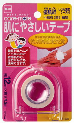 【商品詳細】●透湿性が良く、ムレやかぶれを防ぎます。●手で簡単に切って使え、張り直しもできます。●敏感肌や赤ちゃんにも使えるテープです●医療現場で認められたアクリル系ゲル状粘着剤を使用することで、皮膚かぶれの原因となる角質剥離を防止します。...