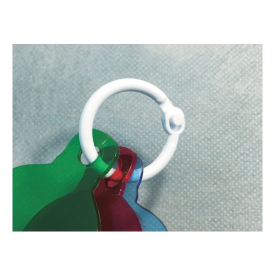 【商品詳細】●リングを開いてカードを自由に抜き差しできます。●書類・カードの綴り。●D(mm)：3●L(mm)：19●先端幅(mm)：5.5●白色●ナイロン原産国日本JANコード4989999495898【送料について】北海道、沖縄、離島は...