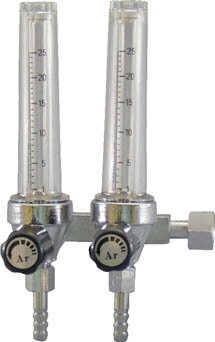 【メーカー型番】F2M-10-O2【JANコード】4560125829239【ブランド】ヤマト【特徴】●目盛りが見やすく、扱い易いハンドルです。●多種ガス・広い範囲の流量・豊富なオプションを取り揃えております。【用途】●圧力調整器、配管取付...