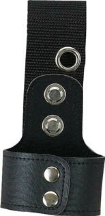 【メーカー型番】THS-135【JANコード】4989999348811【ブランド】TRUSCO 　【特徴】●カッターなどの収納に適した工具ホルダーです。【用途】【仕様】●幅(mm):70●高さ(mm):135●奥行(mm):40●色:ブラ...