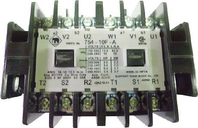 【メーカー型番】YFA-005246【JANコード】4937510965245【ブランド】象印　【特徴】【用途】【仕様】●品名:マグネットスイッチ●適合機種:FA、FAM、FAP型●質量(g):560【材質／仕上】【セット内容／付属品】【注...