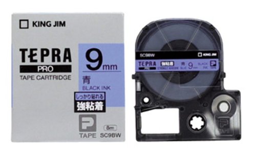【商品型番】　SC9BW　【商品説明】　◆テプラPRO・強粘着ラベル 青/黒文字■仕　様　■長さ：8m強粘着ラベル 青/黒文字テープ幅：9mm