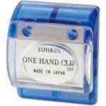 【商品説明】　片手で差し込め外せるワンハンドクリップ。ノベルティにもおすすめ！！'■とじ枚数：約20枚（A4コピー用紙）■外形寸法：幅30×奥17×高38mm■1パック入数：1個■材質：本体・透明窓＝ポリカーポネイト、バネ＝ステンレス、磁石...