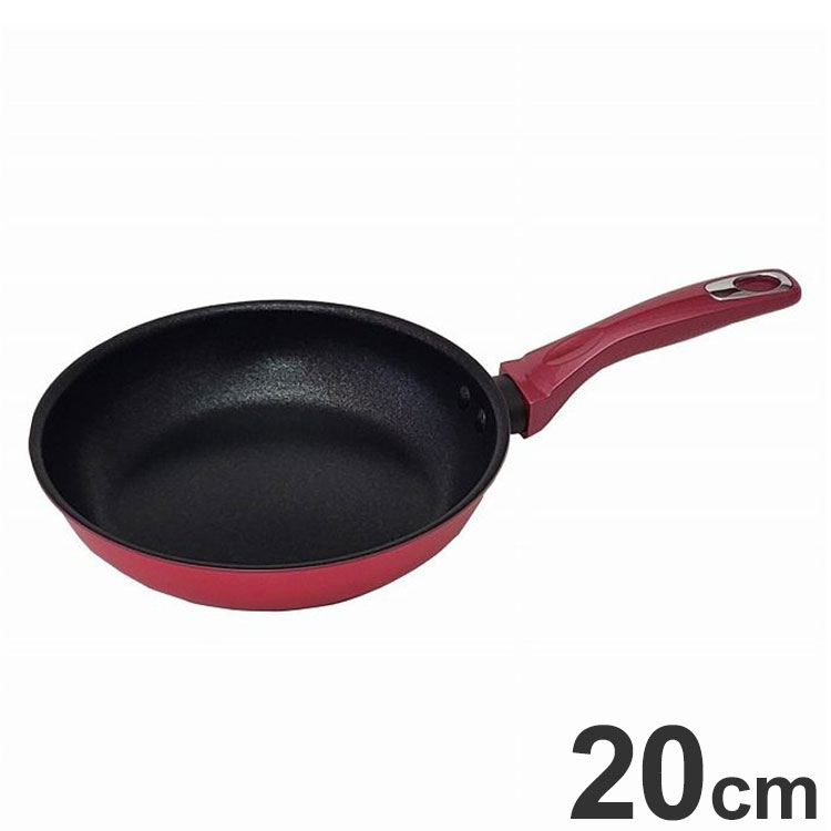 【商品説明】 軽くて使いやすいガス火専用のフライパン20cmです。 お弁当や朝食作りにピッタリなサイズです。 内面は鏡面加工でダイヤモンド配合、汚れもスルッと落ちます。 耐久性・耐摩耗性に優れています。 金属ヘラが使用できます。 フチ部分は...