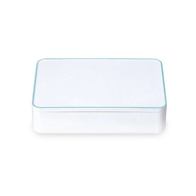 【商品説明】おうちランチがおしゃれにグレードアップ 容量1.4Lの特大お弁当箱として 4つの中子付きで盛り付けやすい 中子は電子レンジOK かさばらないデザイン【商品情報】■サイズ約 幅17.9×奥行26.5×高さ5.3（cm）■材質本体：...