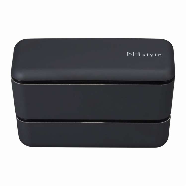 【商品説明】コンパクトに収納できるお弁当箱です。容量は730ml（上段：450ml、下段：280ml）です。蓋・中蓋以外は電子レンジ対応です。中蓋以外は食洗機対応です。安心の日本製です。【商品情報】■サイズ約 幅16.5×奥行7.7×高さ9...