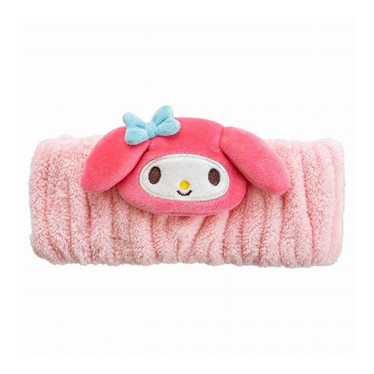 【商品説明】 キティ、マイメロディ、シナモロールのかわいいヘアバンドです。 メイクや洗顔時、髪をまとめたいおうち時間にピッタリのアイテムです。 肌触りの良いふわもこ素材です。 洗濯機で丸洗いできるので、いつでも清潔にお使いいただけます。 【...