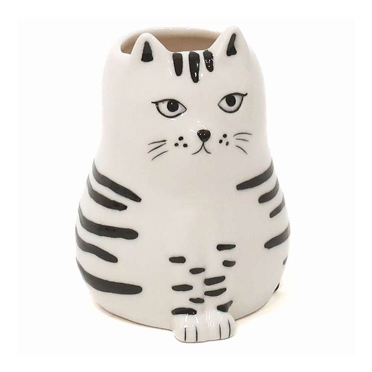 【商品説明】動物をモチーフにした磁器製のフラワーベースネコ1輪の花を引き立て、玄関やリビングなどのちょっとしたスペースに飾りやすいサイズ感です。ペン立てや歯ブラシスタンドとして使うのもおすすめです。【商品情報】■サイズ約幅7×奥行7×高さ1...