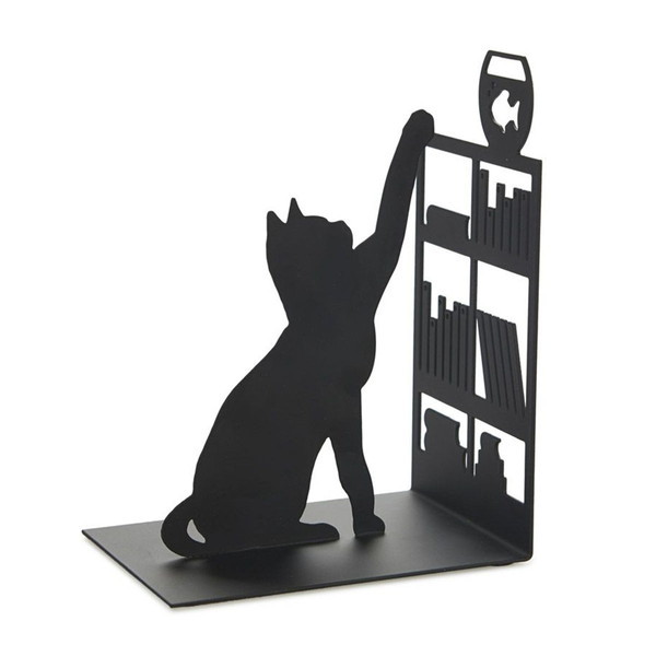 【商品説明】物語から飛び出してきたようなシルエットのブックエンドです。猫が本の上で釣りをしているようなユーモラスなデザインです。インテリアのワンポイントとしてデスク周りを彩ります。【商品情報】■サイズ約 幅13×奥行10×高さ17（cm）■...