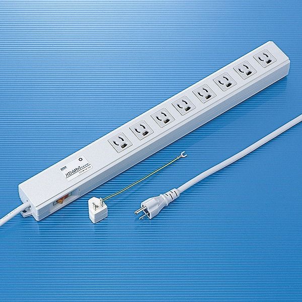 【商品詳細】3P・8個口の抜け止めタイプでノイズフィルタ、マグネットが付いたタップです。●電源ノイズフィルタを内蔵したライン型タップです。●サージ吸収素子を内蔵し、雷サージから接続機器を守ります。●一括集中スイッチが付いているので、一括ON...