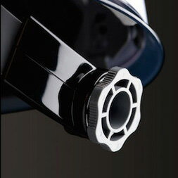 【商品スペック】特長●片手で簡単にサイズ調整ができるDRバンドを採用しました。●手袋を装着したままでも簡単に調整できます。●湾曲形状で後頭部をしっかりホールドします。用途●飛来・落下物用。仕様●幅(mm)：222●高さ(mm)：162●長さ...