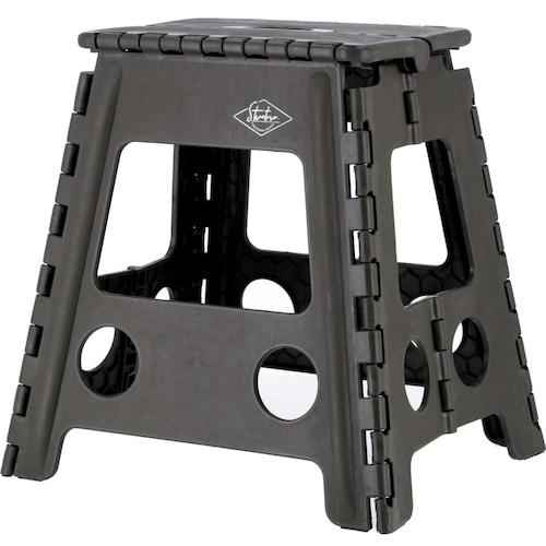 ●1台あると便利な万能折りたたみステップスツールです。●座幅(mm)：290●座奥行(mm)：220●幅(mm)：390●奥行(mm)：330●高さ(mm)：390●色：カーキ●1台あると便利な万能折りたたみステップスツールです。●座幅(m...