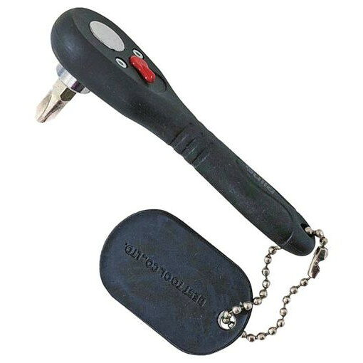 【商品スペック】特長●取り付けた状態でも26mmのコンパクトサイズなので、狭い箇所での作業にとても便利です。●マグネット内臓でビットもネジもしっかりキャッチが可能です。●締める・ゆるめるは背面の赤レバーの切換えだけの簡単操作です。●手が当た...