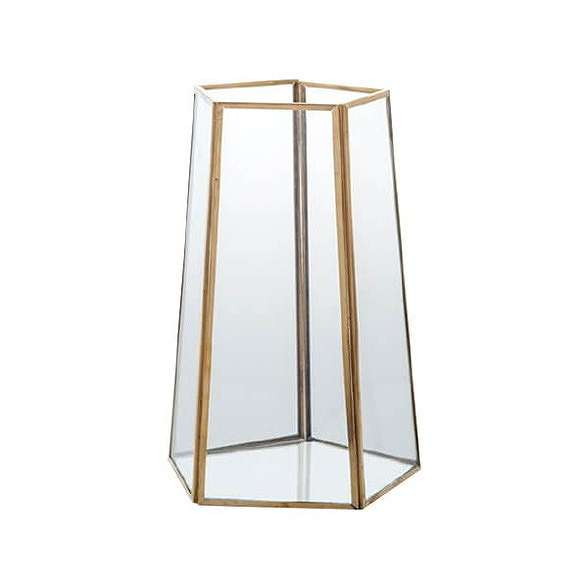 【商品説明】透明のフラワーベースは様々な場所に溶け込むので使い勝手抜群です。明るくおしゃれに演出してくれるアイテムです。生産国:中国素材・材質:ブラス、ガラス商品サイズ:W14.5×D14×H22cm【代引きについて】こちらの商品は、代引き...