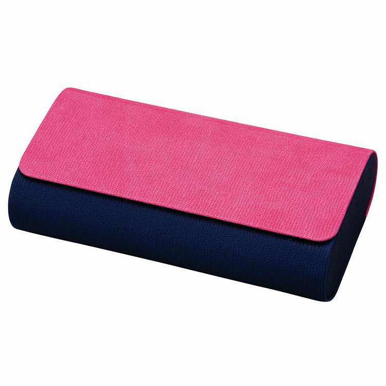 【商品説明】2面タイプで、メガネをコンパクトに収納できます。メガネの他に、コンタクトレンズケースを収納するなど、コンパクトに持ち運びができます。生産国:中国素材・材質:合皮重量:122g仕様:ケースタイプ:ハード/マグネット式鼻当:なし内貼...